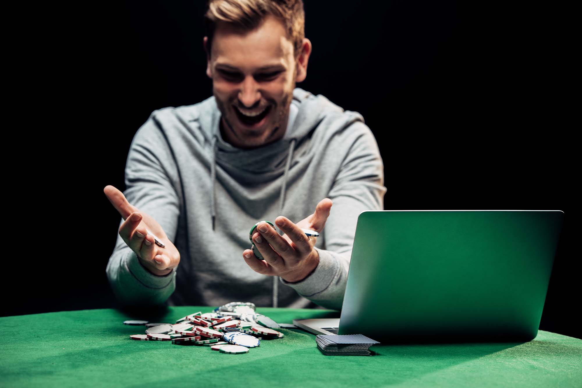 The Psychology Behind Online Gambling: What You Need to Know - CasinoHub